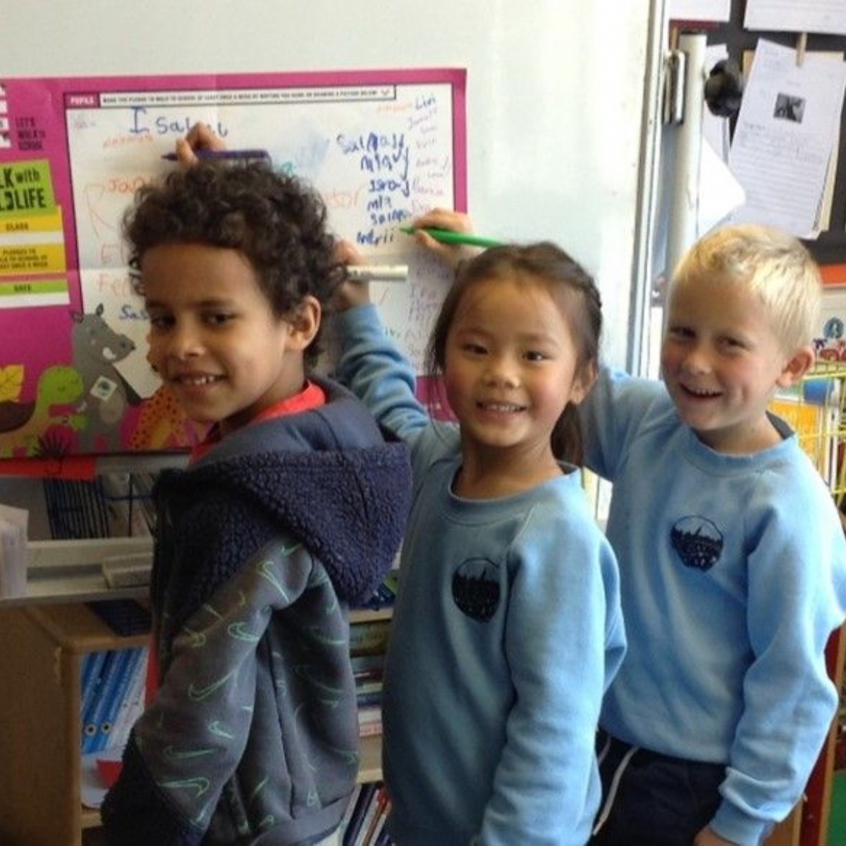 Tetherdown School - Year 1 Celebrate Walk to School Week